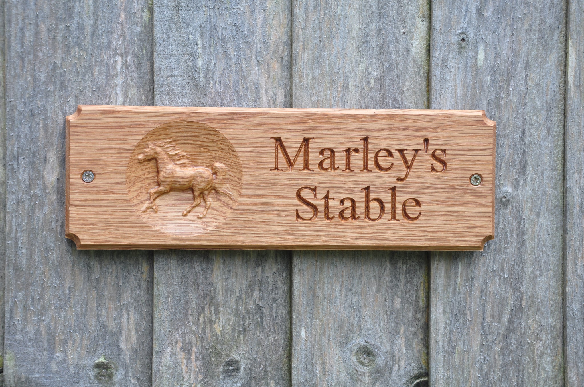 Engraved Oak Stable Sign, Equestrian – HartWood Staffordshire